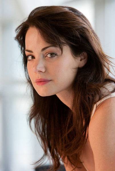 Erica Durance SAVING HOPE Interview