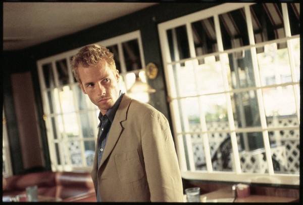Memento Explained: Christopher Nolan's First Time Inversion