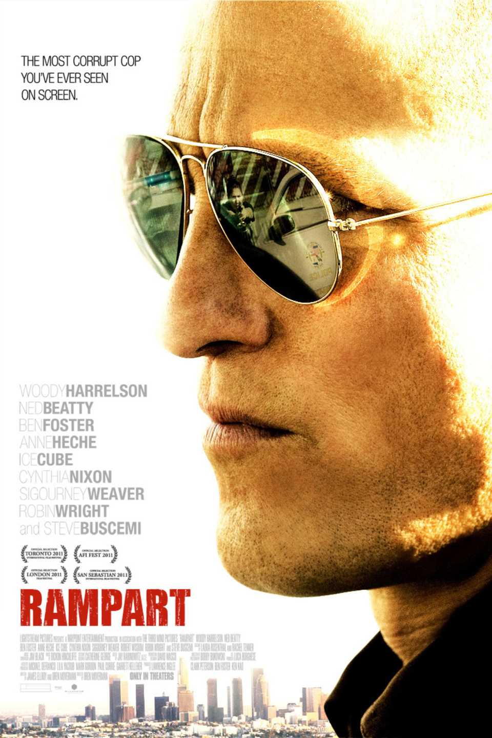 This Dirty Cop Thriller Is Woody Harrelson at His Disgusting Best