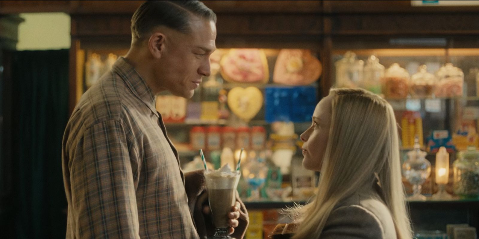 Is That Really Ed Gein’s Voice? Charlie Hunnam’s Creepy Transformation ...