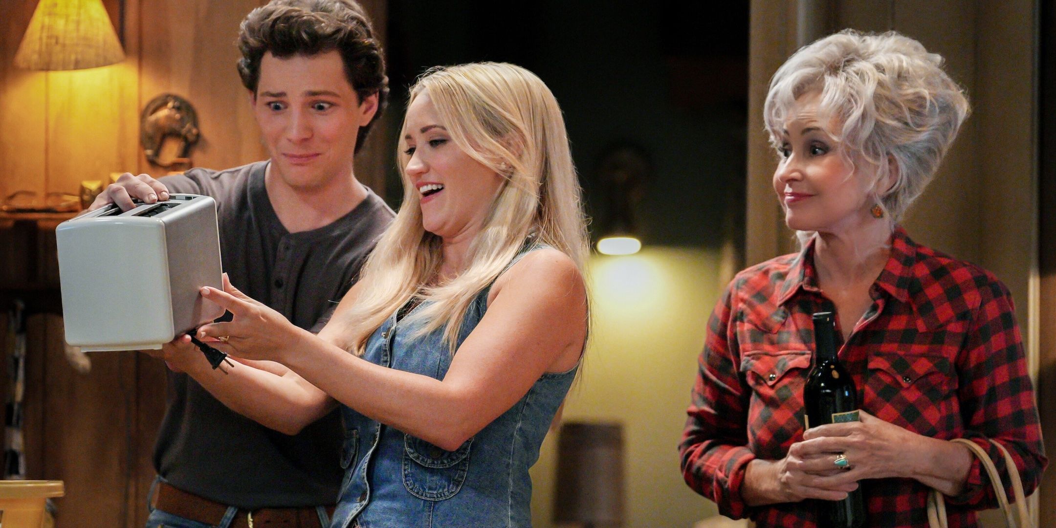 'Georgie & Mandy's First Marriage' Season 2 Gets an Update Worthy of a ...