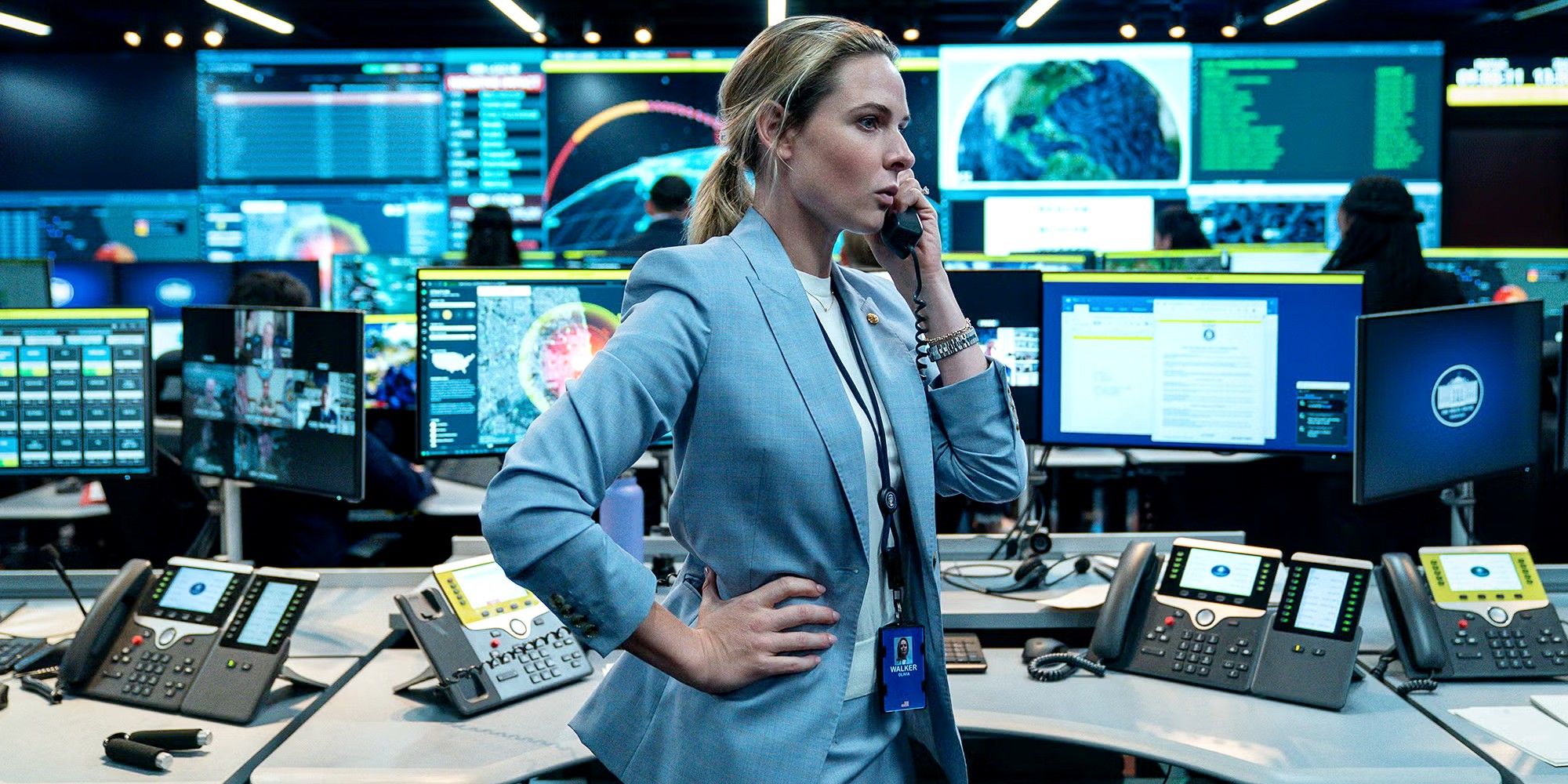 Rebecca Ferguson’s Netflix Thriller ‘A House of Dynamite’ Falls From ...
