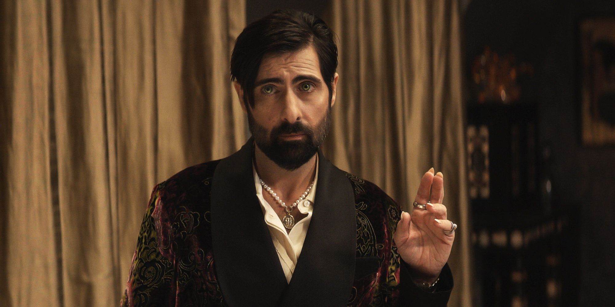 'Interview With the Vampire's New Easy-To-Binge Spin-Off Is Officially ...