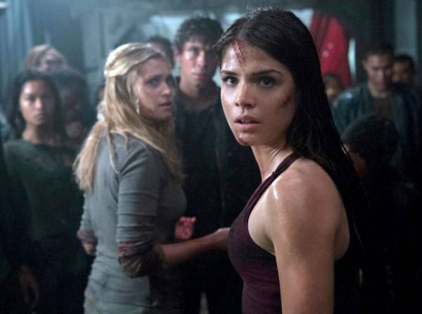 The 100 Comic-Con Panel Recap: Season 3, Cosplay, More