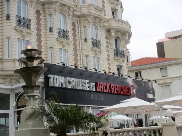 Tom Cruise's ONE SHOT Retitled JACK REACHER